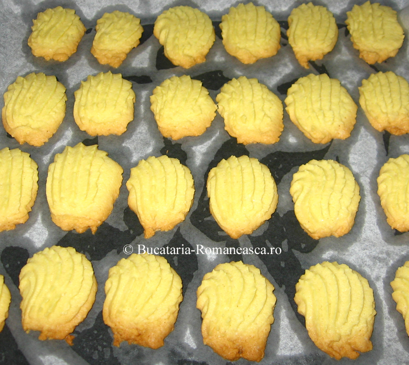 Fursec cu ciocolata si nuca de cocos - Bucataria Romaneasca .ro