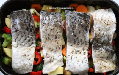 Peste cu legume la cuptor - Bucataria Romaneasca .ro