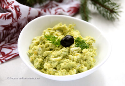 Salata de oua cu avocado - Bucataria Romaneasca .ro