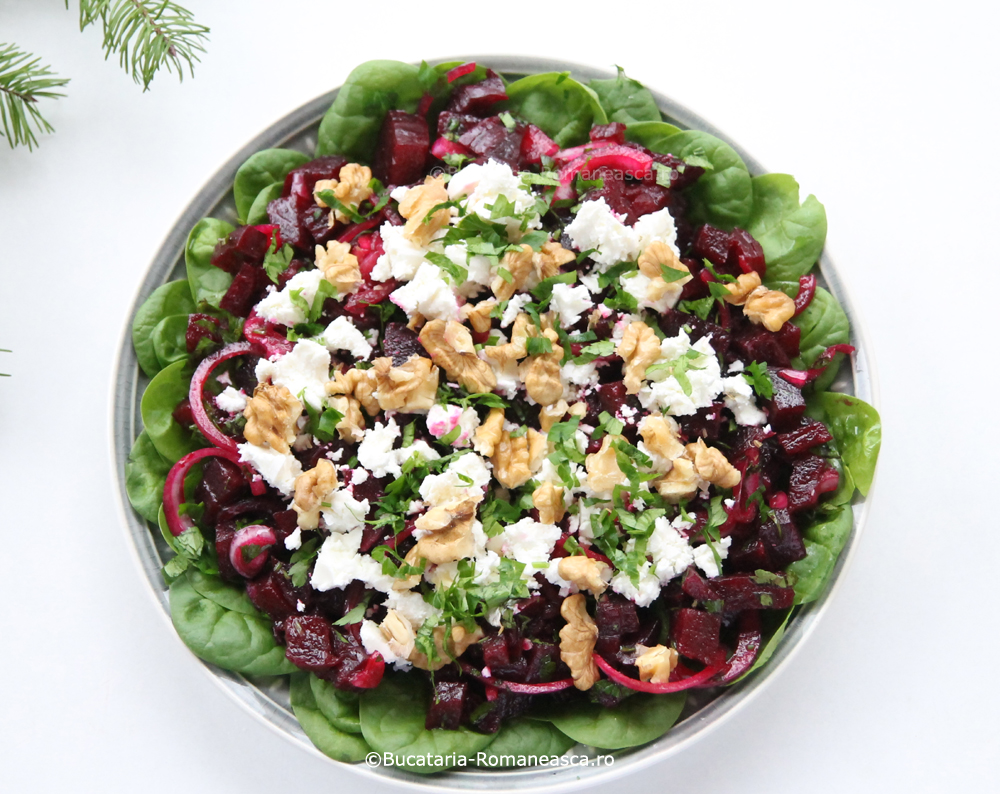 Salata de sfecla rosie cu branza si nuci - Bucataria Romaneasca.ro