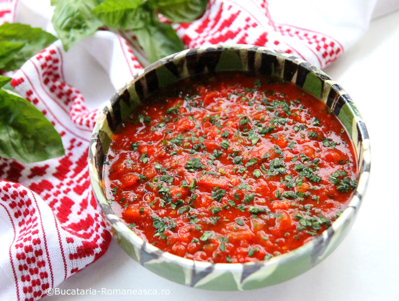 Tocanita de rosii - Bucataria Romaneasca.ro