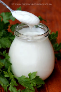 Iaurt de casa - Bucataria-Romaneasca.ro