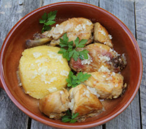 Pui la ceaun - Bucataria Romaneasca.ro