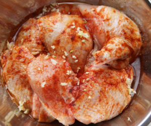 Pui fript la cuptor - Bucataria Romaneasca .ro